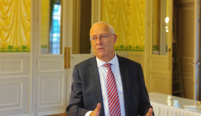 Covid-19 : le préfet inquiet face à la reprise de l'épidémie ...