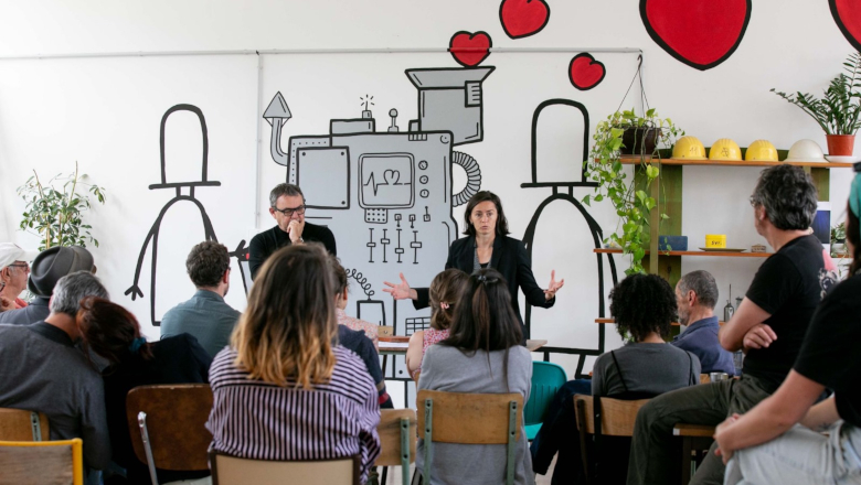 Elsa Richard annonce déposer plainte pour diffamation publique contre ...